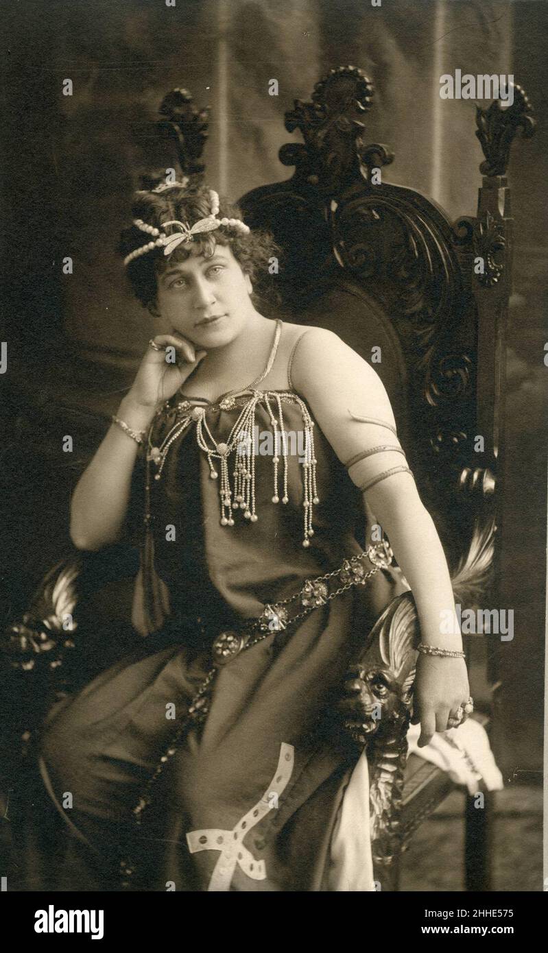 Stage actress Frances Graham Stock Photo - Alamy