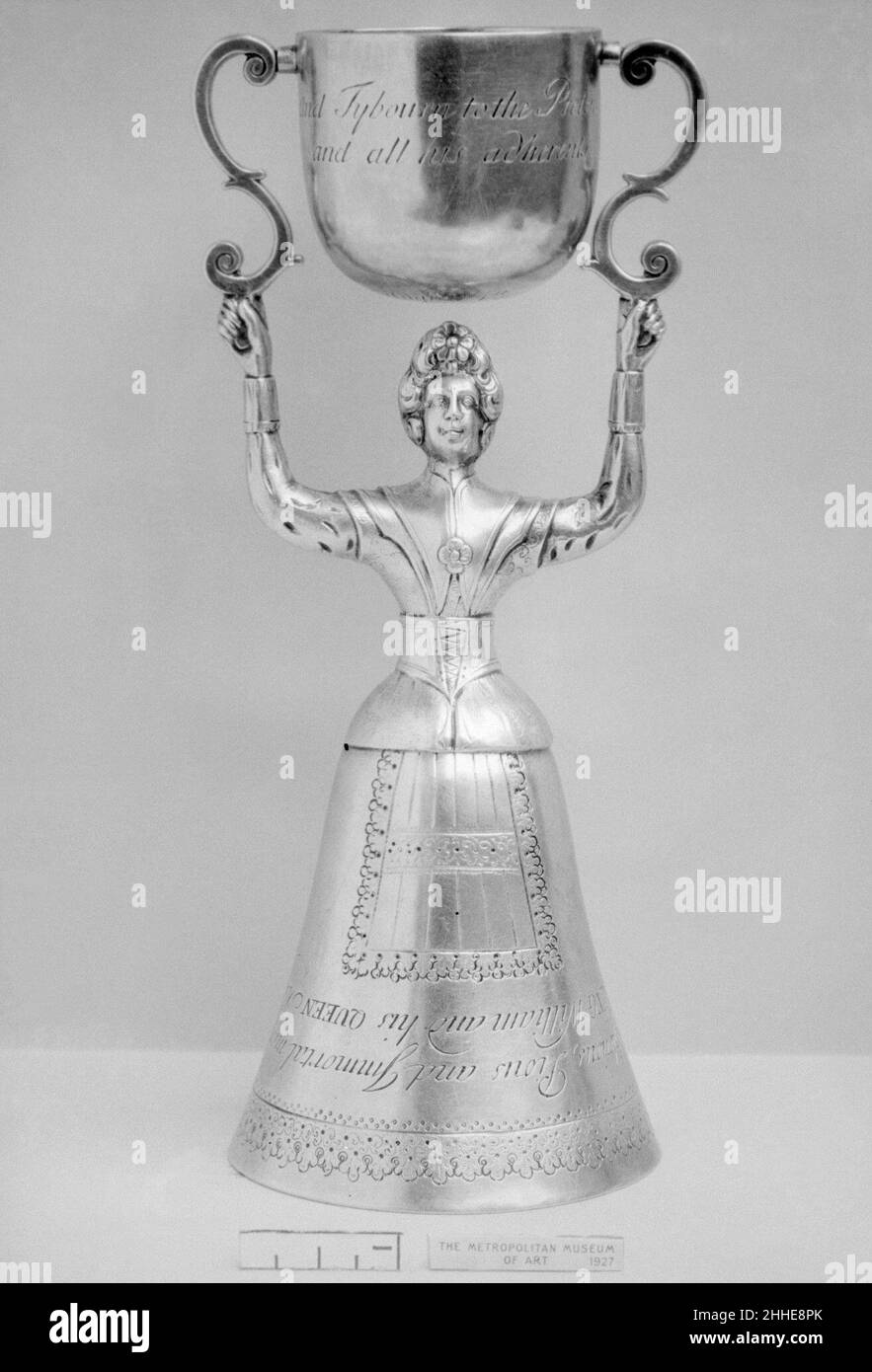 Rotating form Black and White Stock Photos & Images - Alamy