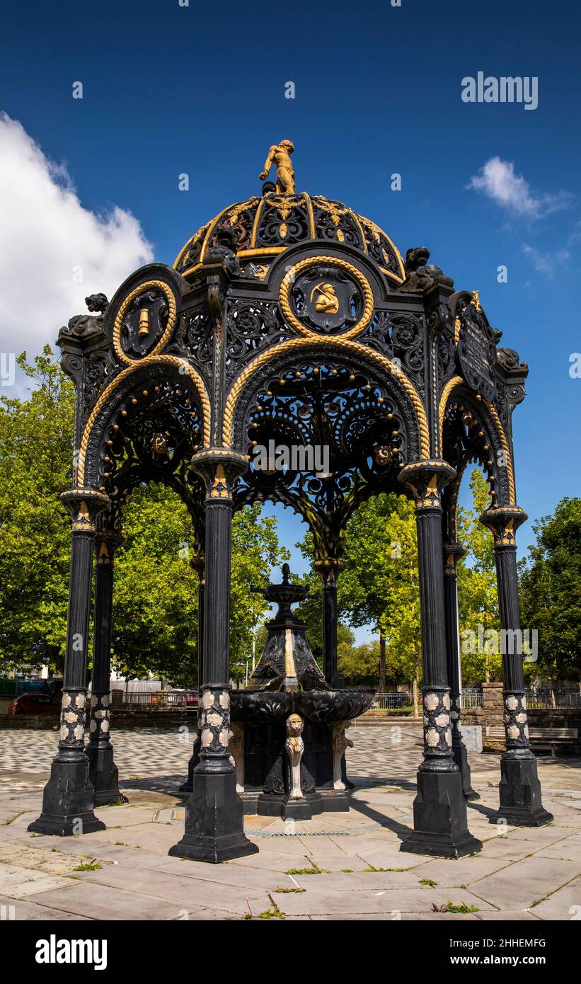 UK, Wales, Merthyr Tydfil, High Street, Robert and Lucy Thomas fountain ...