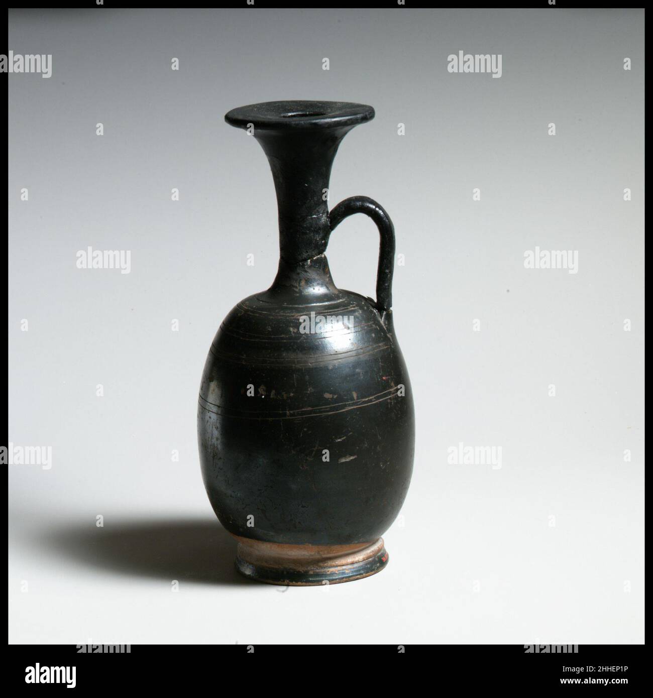 Lekythos greek hi-res stock photography and images - Alamy