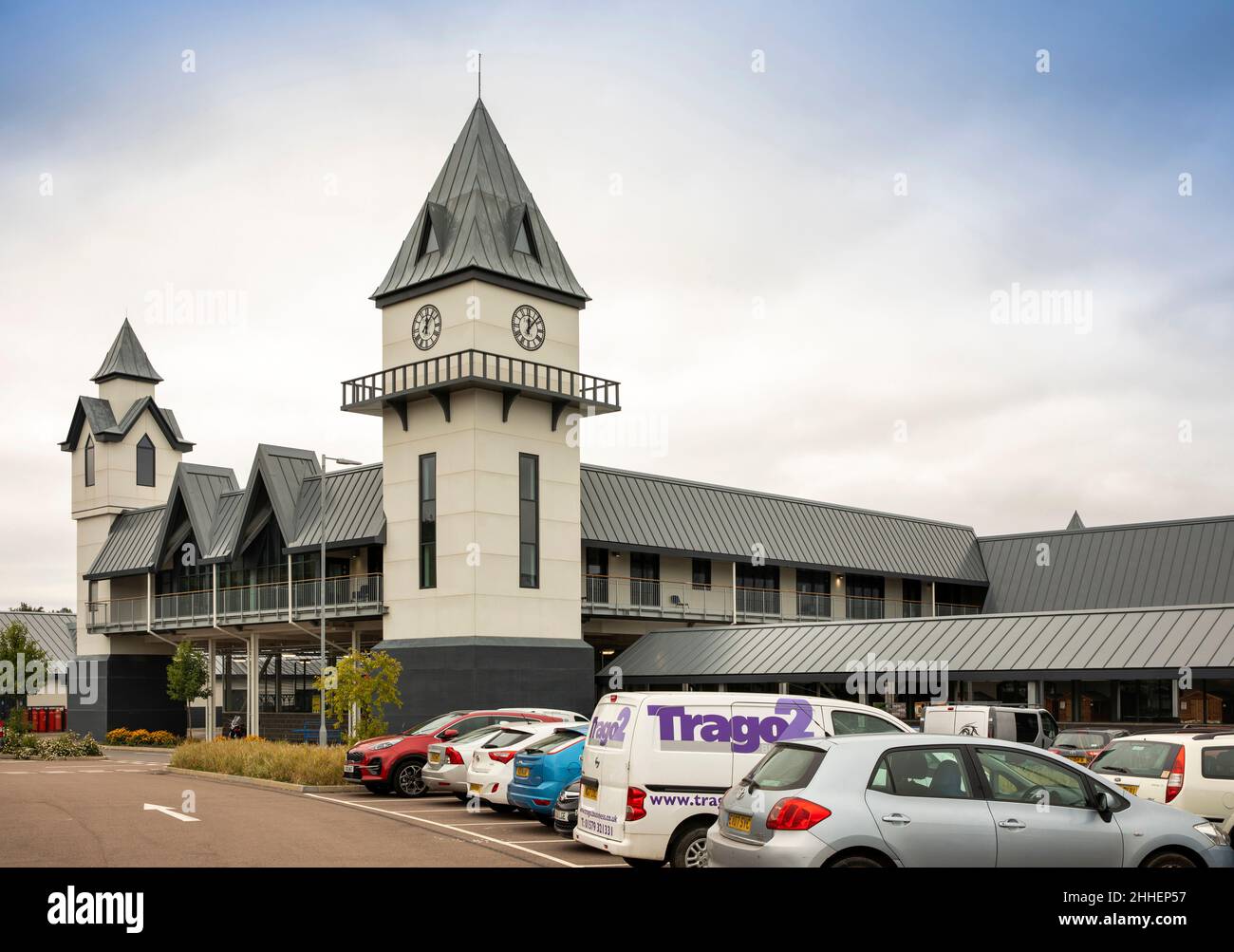 Car park industrial urban heritage hi-res stock photography and images ...
