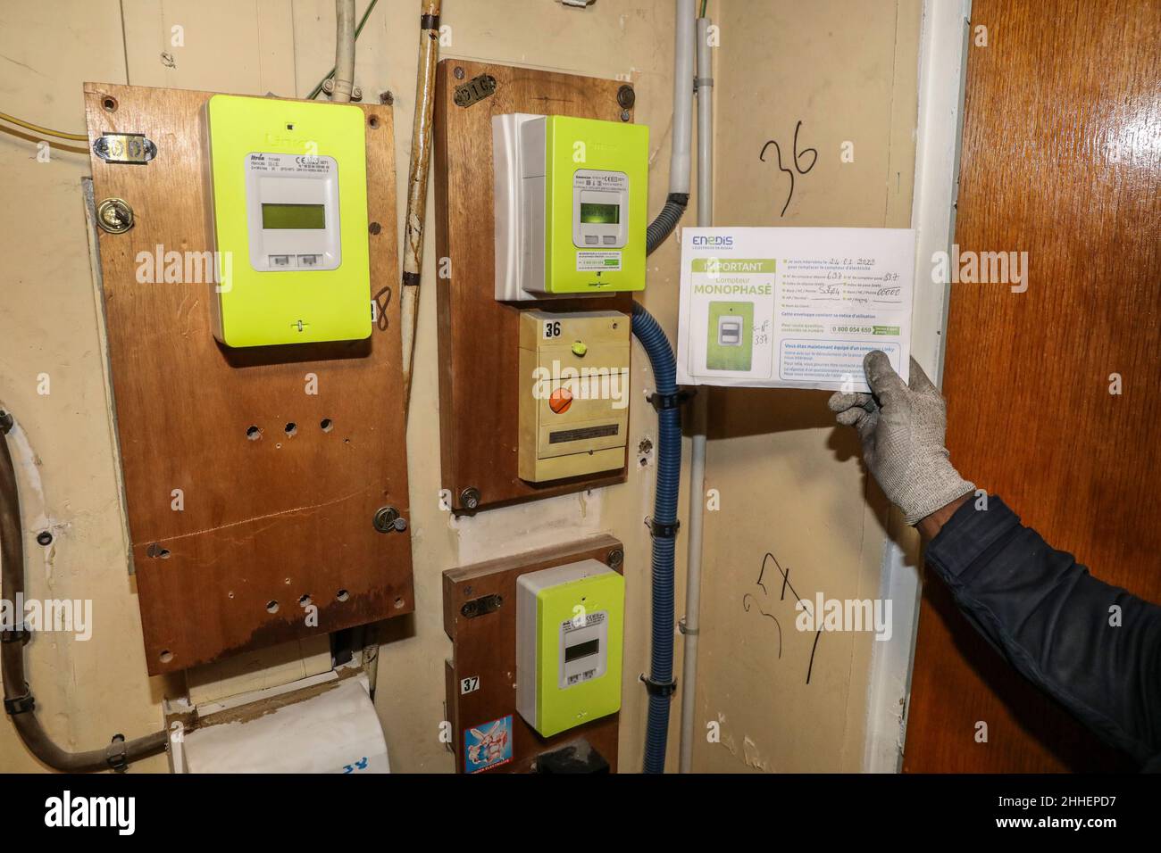 French smart meter hi-res stock photography and images - Alamy French smart meter hi-res stock photography and images - Alamy