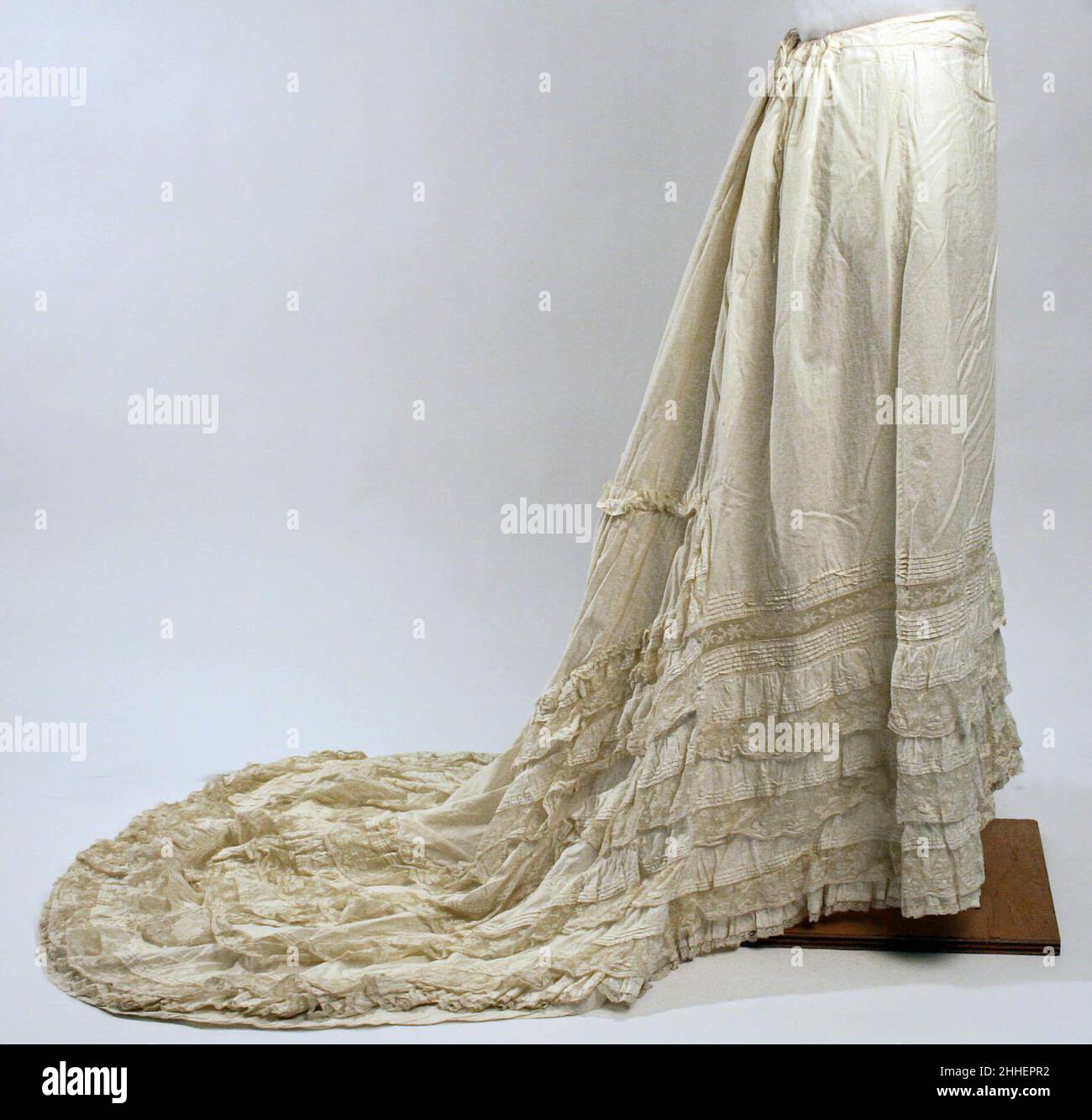 Bustle petticoat hi-res stock photography and images - Alamy