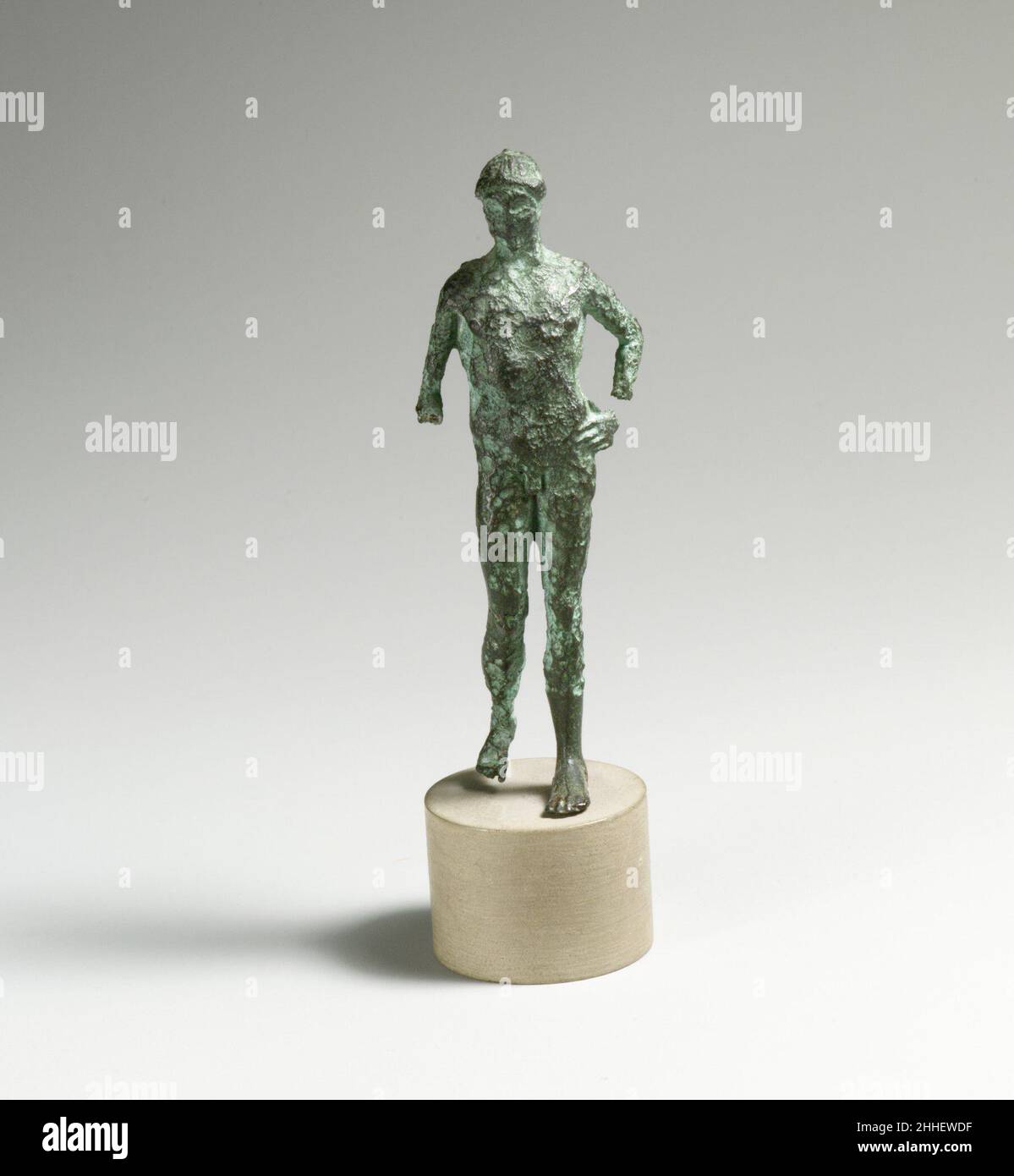Ancient greek archaic statuette hi-res stock photography and images - Alamy