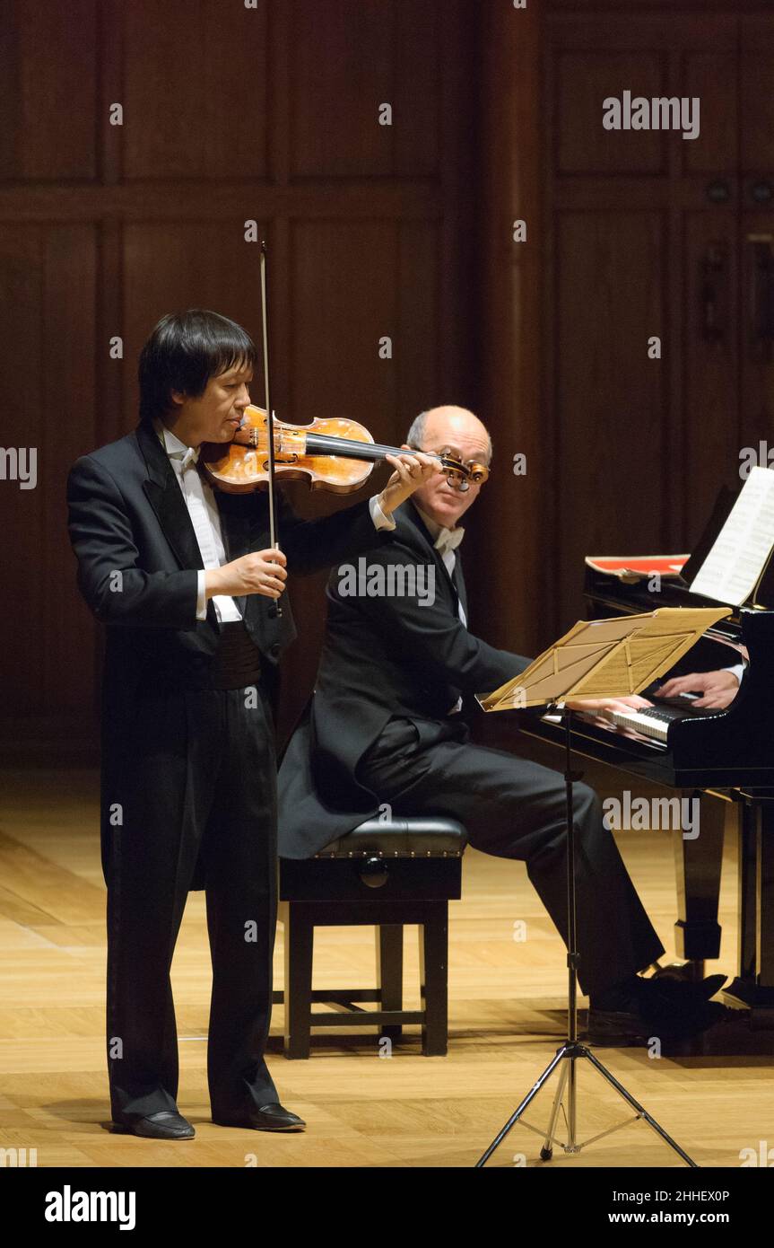 South Korean Violinist Dong-Suk Kang accompanied by pianist Gordon Back ...