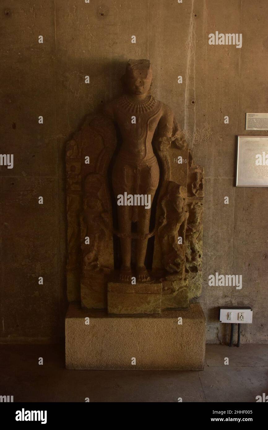 Standing vishnu hi-res stock photography and images - Alamy