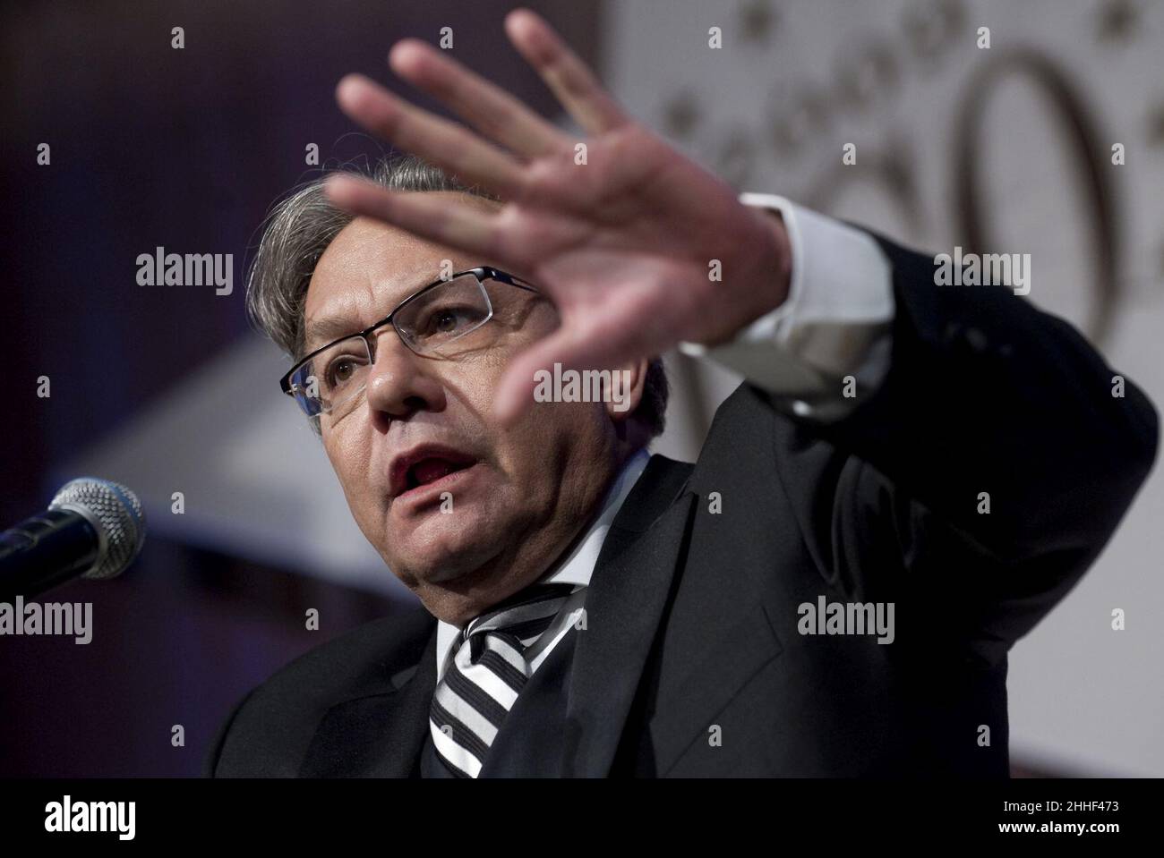 Lewis black comedian hi-res stock photography and images - Alamy