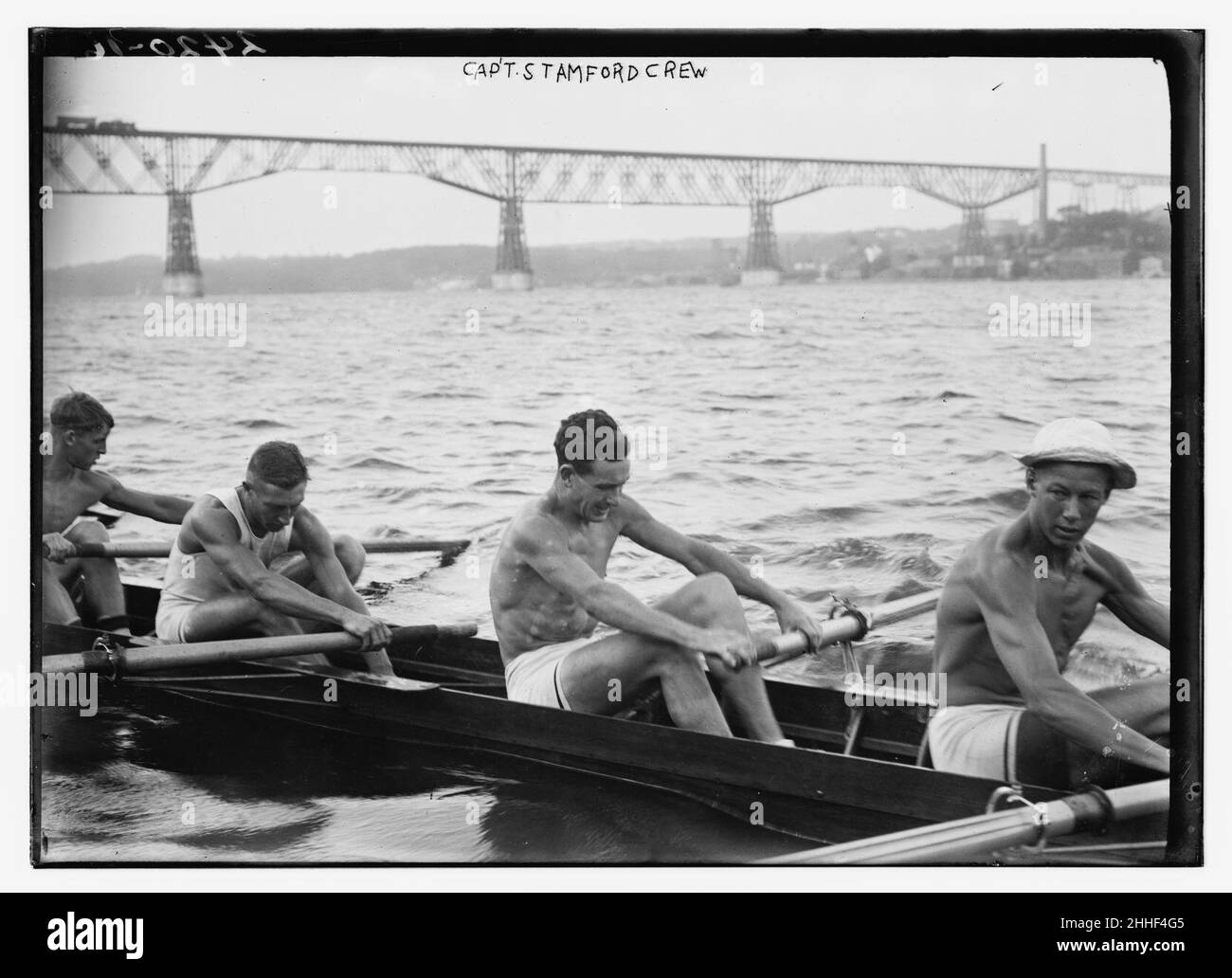 Stanford University crew rowing on Hudson River with Poughkeepsie ...