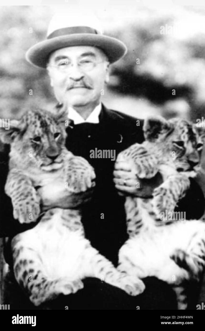 Bakelite hi-res stock photography and images - Alamy