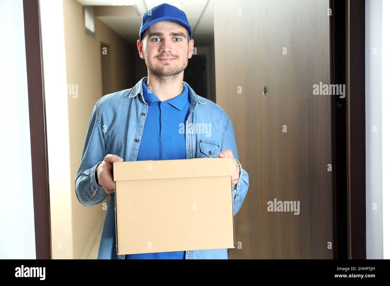 Man in blue cap hi-res stock photography and images - Alamy
