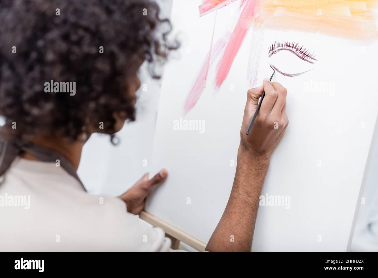Blurred people painting hi-res stock photography and images - Alamy