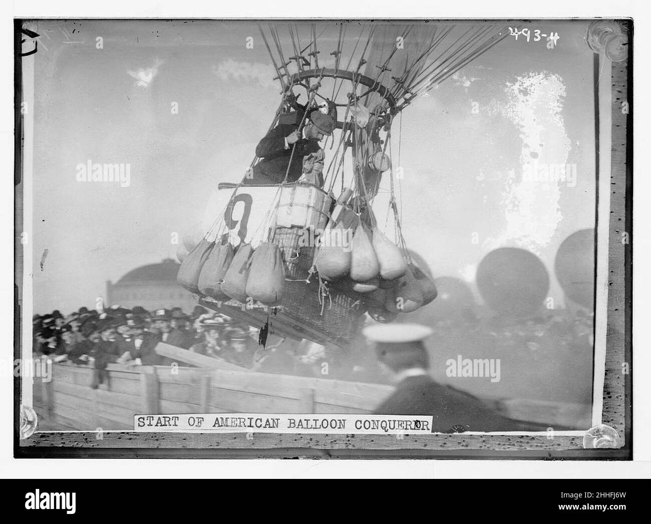 Start of American balloon ''Conqueror'' (Berlin Stock Photo - Alamy Start of American balloon ''Conqueror'' (Berlin Stock Photo - Alamy