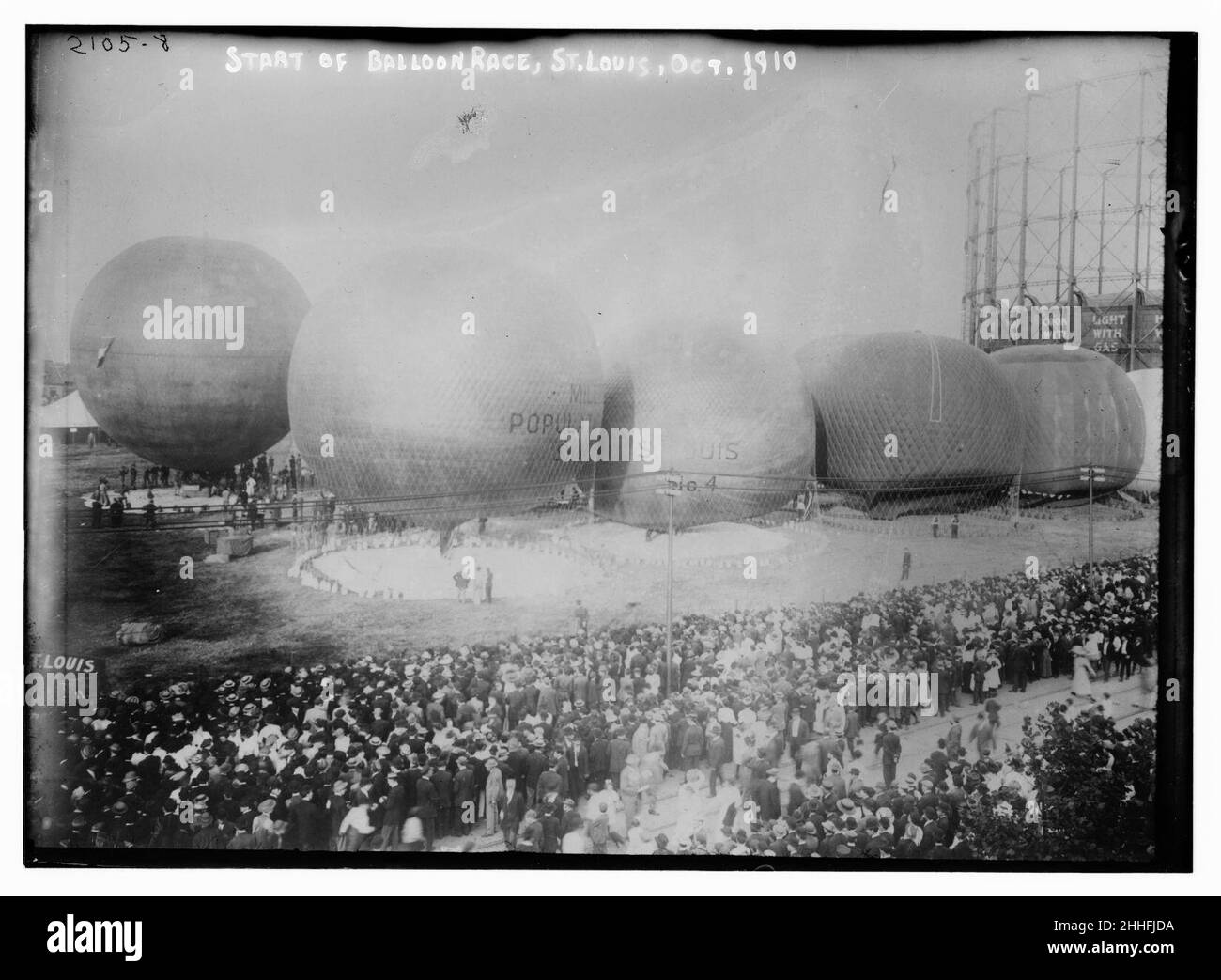 Start of balloon race, St. Louis Stock Photo - Alamy