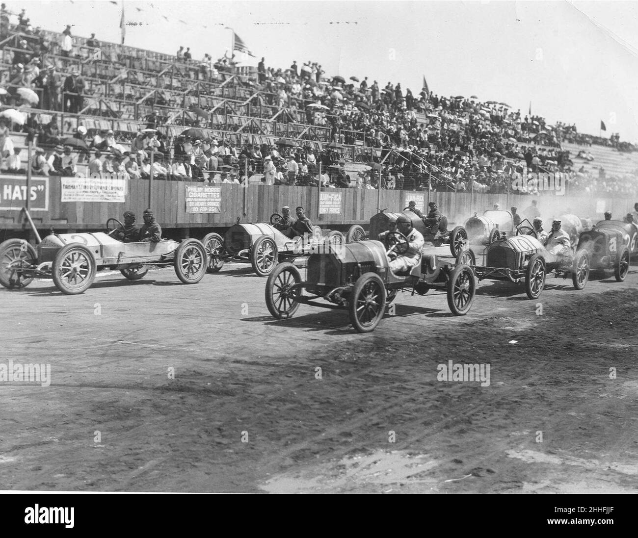 Start of the InterCity 100 mile race 1914 Tacoma Speedway Stock Photo - Alamy