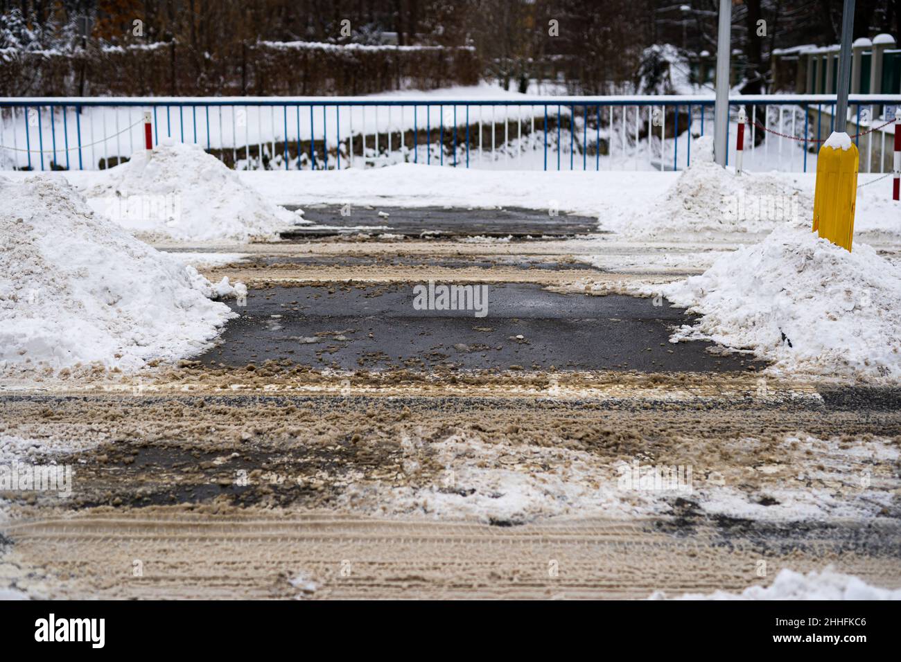 pedestrian crossing in winter surrounded by snow Stock Photo - Alamy