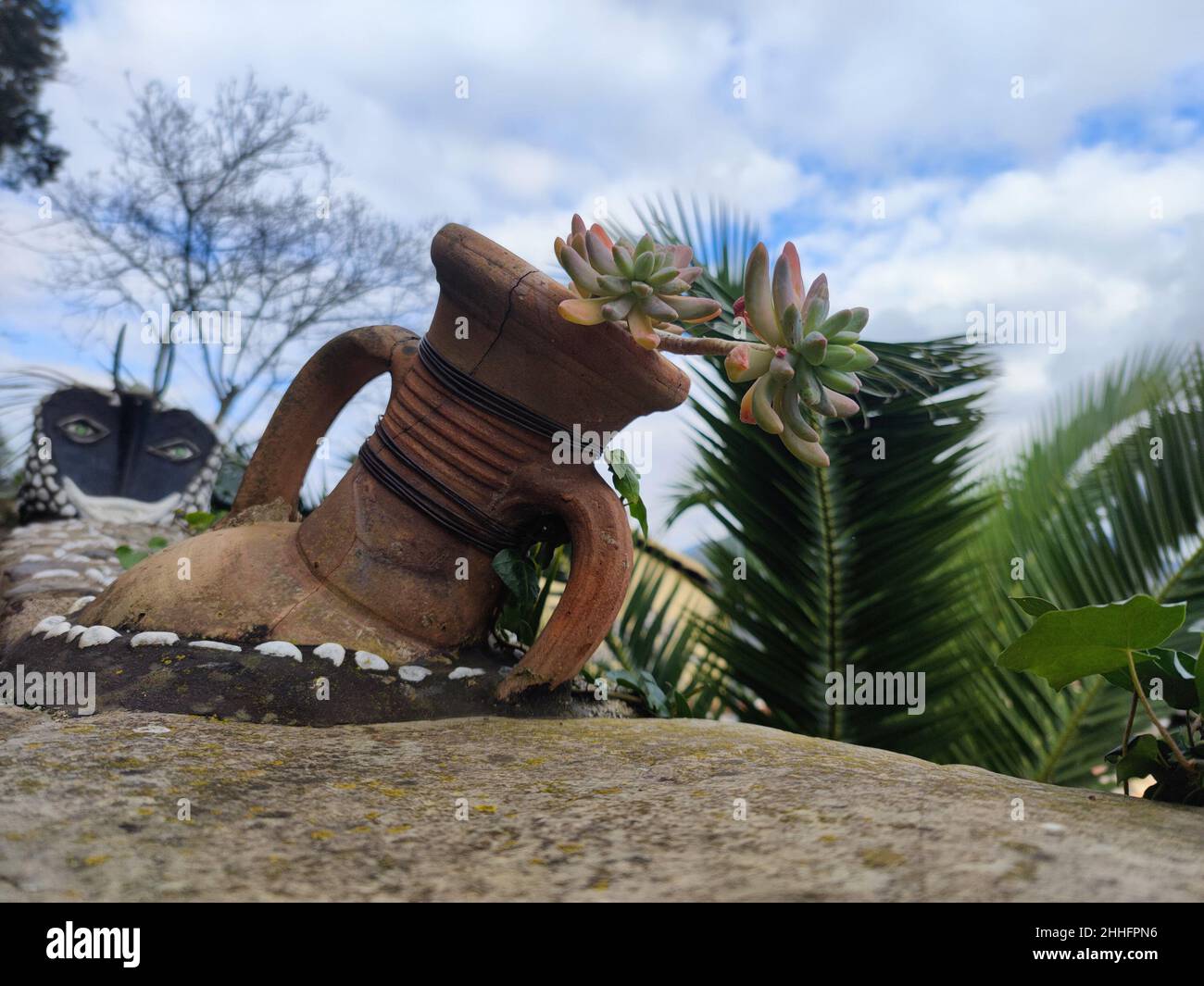 Pottery trail hi-res stock photography and images - Alamy