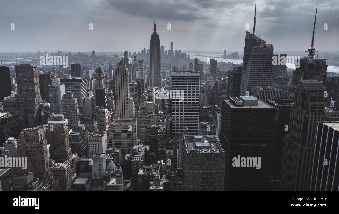 Landscape of New York from Rockefeller Center Stock Photo - Alamy