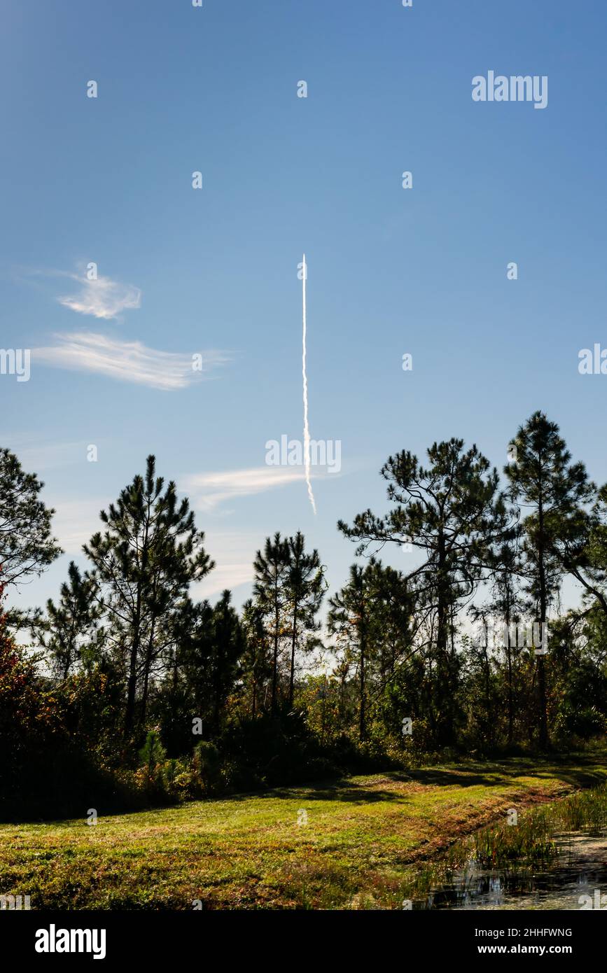 Spaceship trail hi-res stock photography and images - Alamy