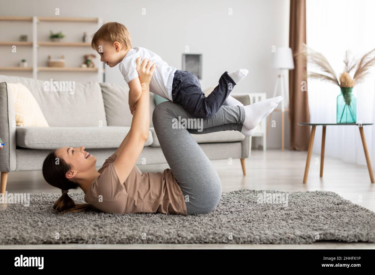 Toddler legs hi-res stock photography and images - Alamy