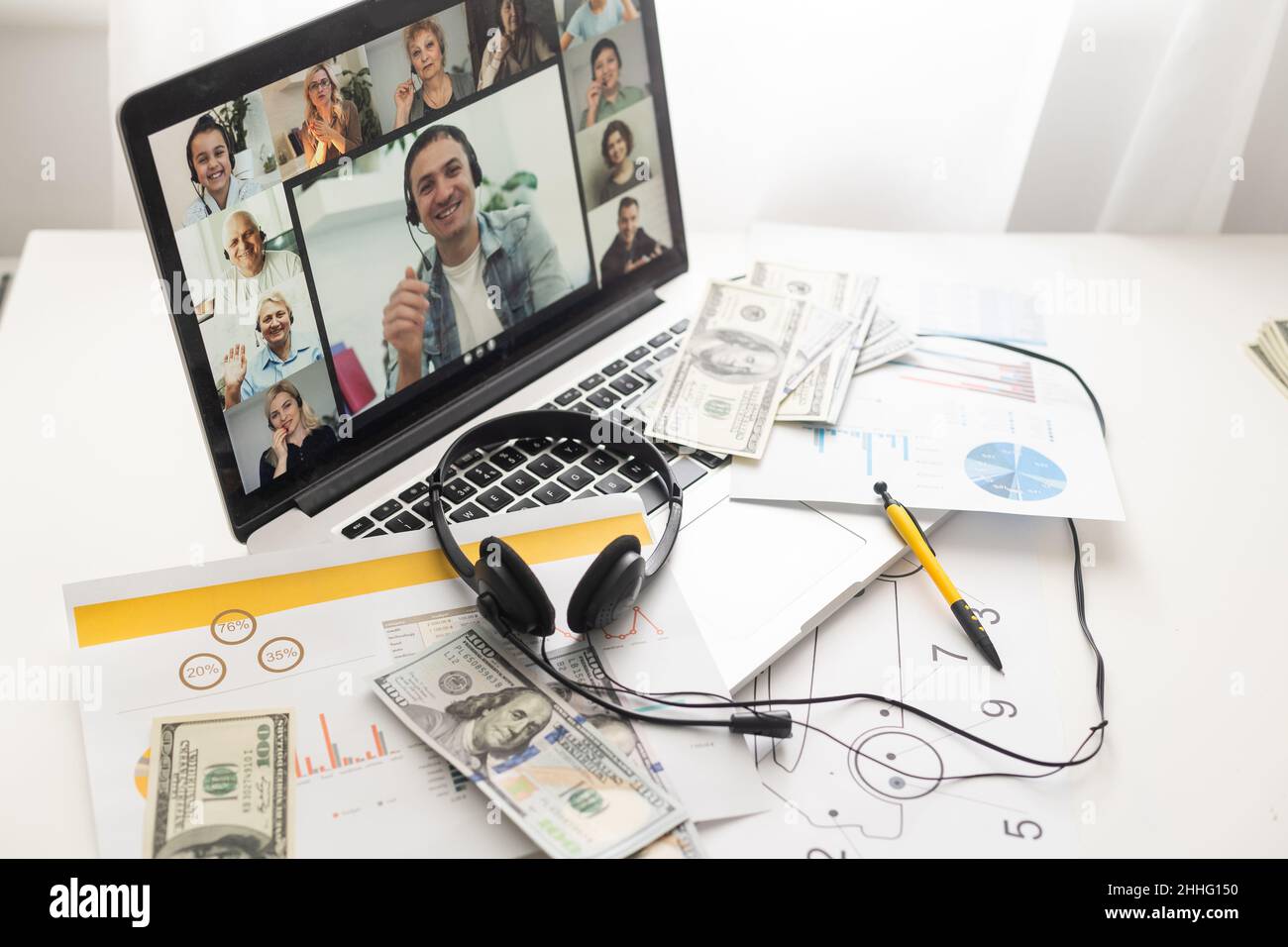 Online meeting workplace via Teleconference Web Video Conference Call ...