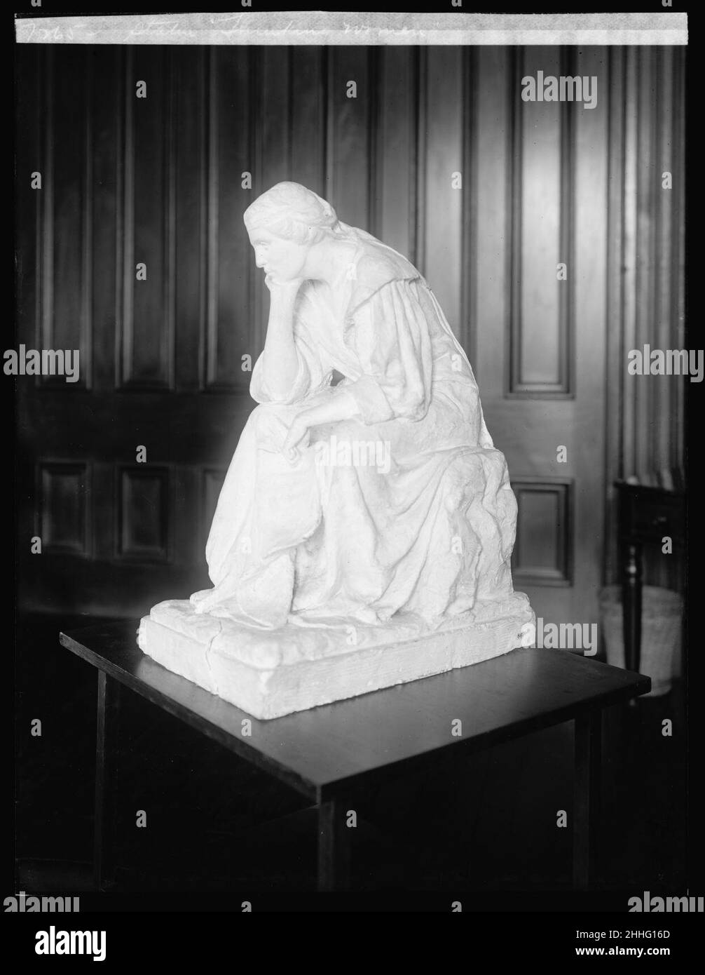 Statue ''Thinking Women'' Stock Photo - Alamy