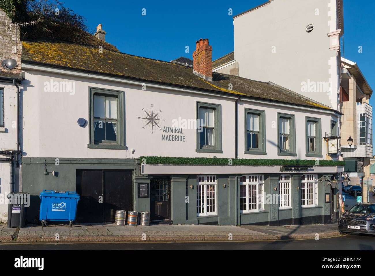 Admiral Macbride pub in the Barbican area of Plymouth, Devon Stock ...