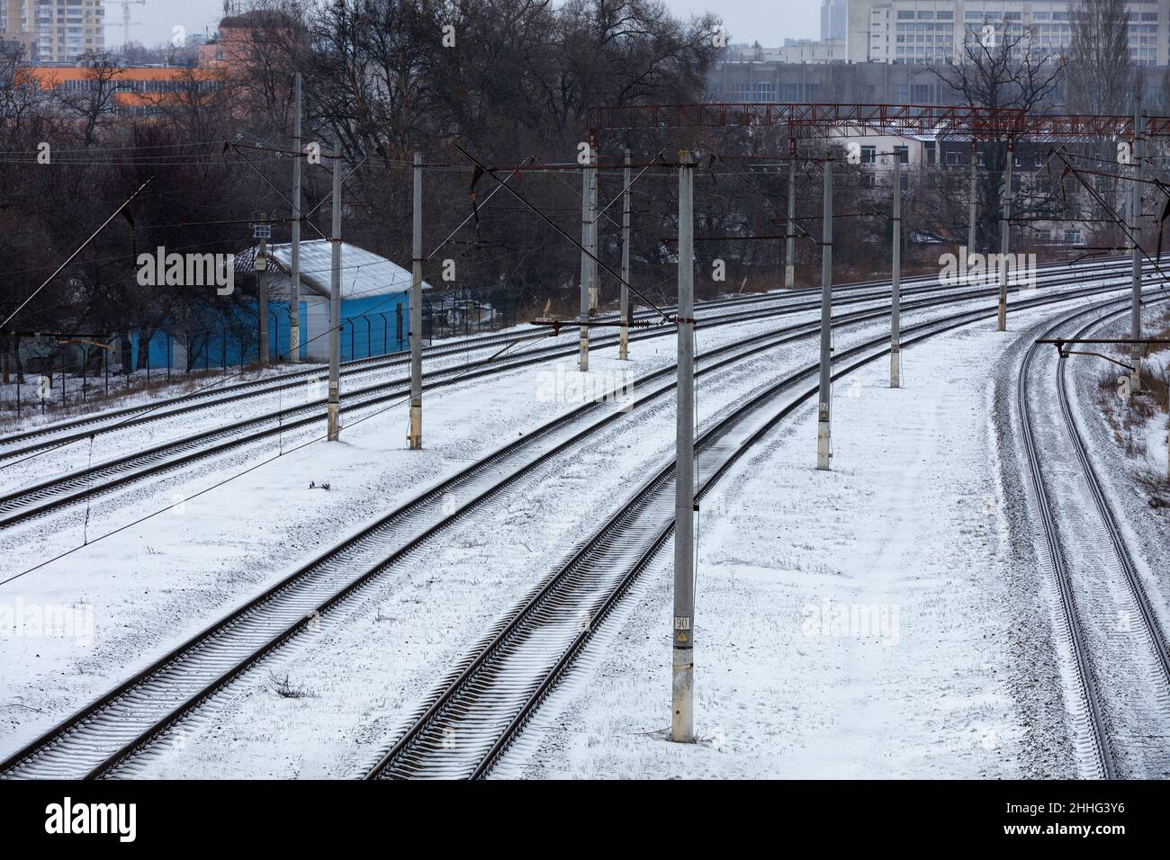 Rail tracks snow aerial hi-res stock photography and images - Alamy