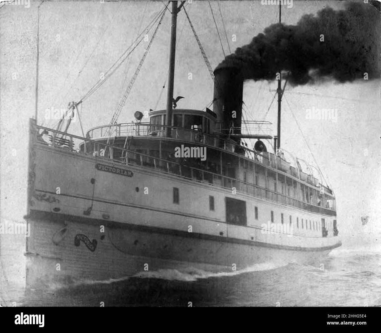 Steamship 1900 Black and White Stock Photos & Images - Alamy