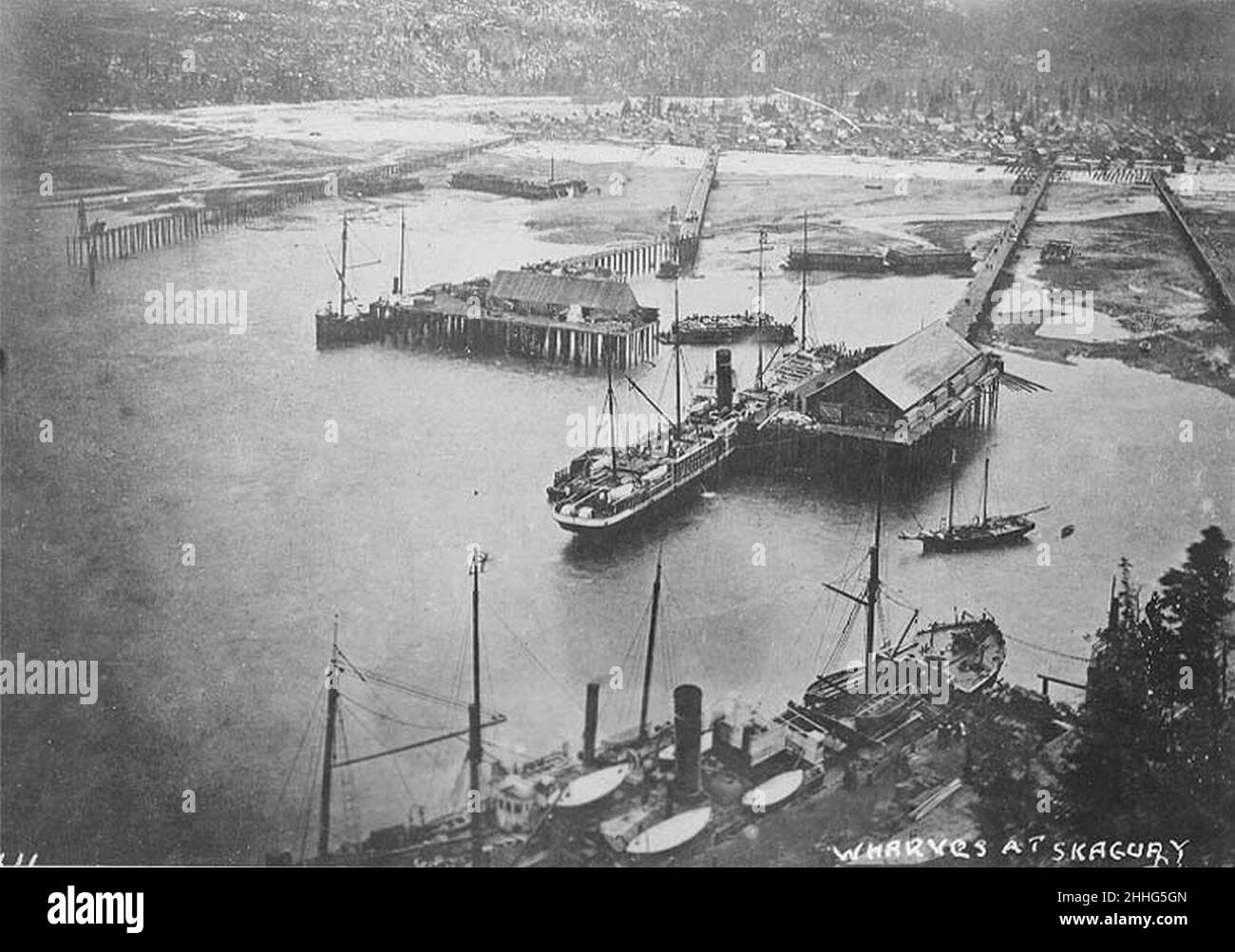 Steamships tied up to wharves, Skagway, Alaska, ca 1899 Stock Photo - Alamy Steamships tied up to wharves, Skagway, Alaska, ca 1899 Stock Photo - Alamy
