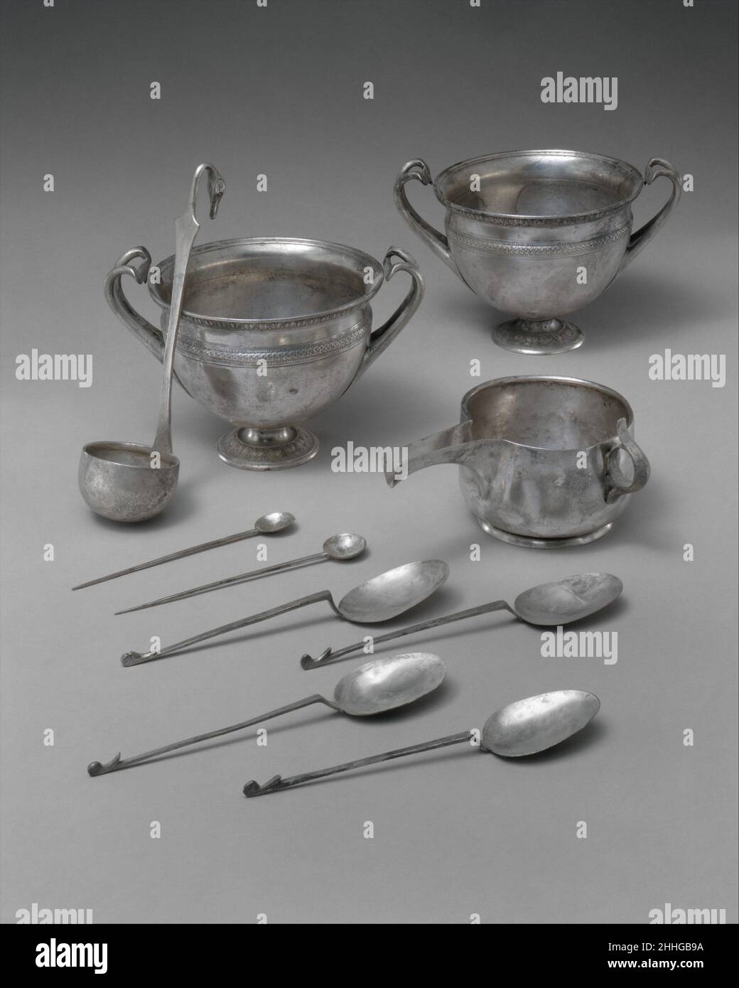 Cochlear shell hi-res stock photography and images - Alamy