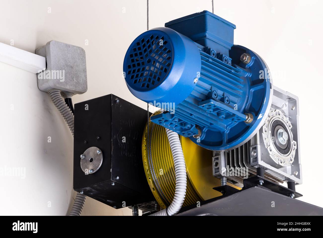 Close-up industrial winch Stock Photo - Alamy