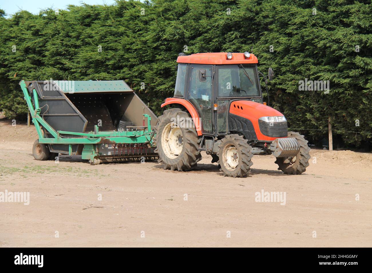 Tractor cleaner hi-res stock photography and images - Alamy