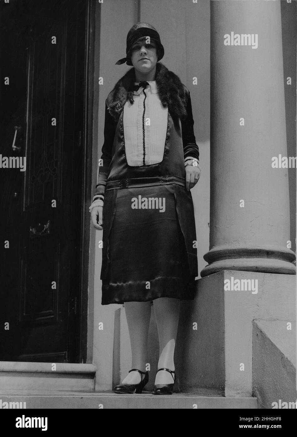 Five and Ten Cent Store Romance: Miss Pauline Elizabeth Stanbury, of ...