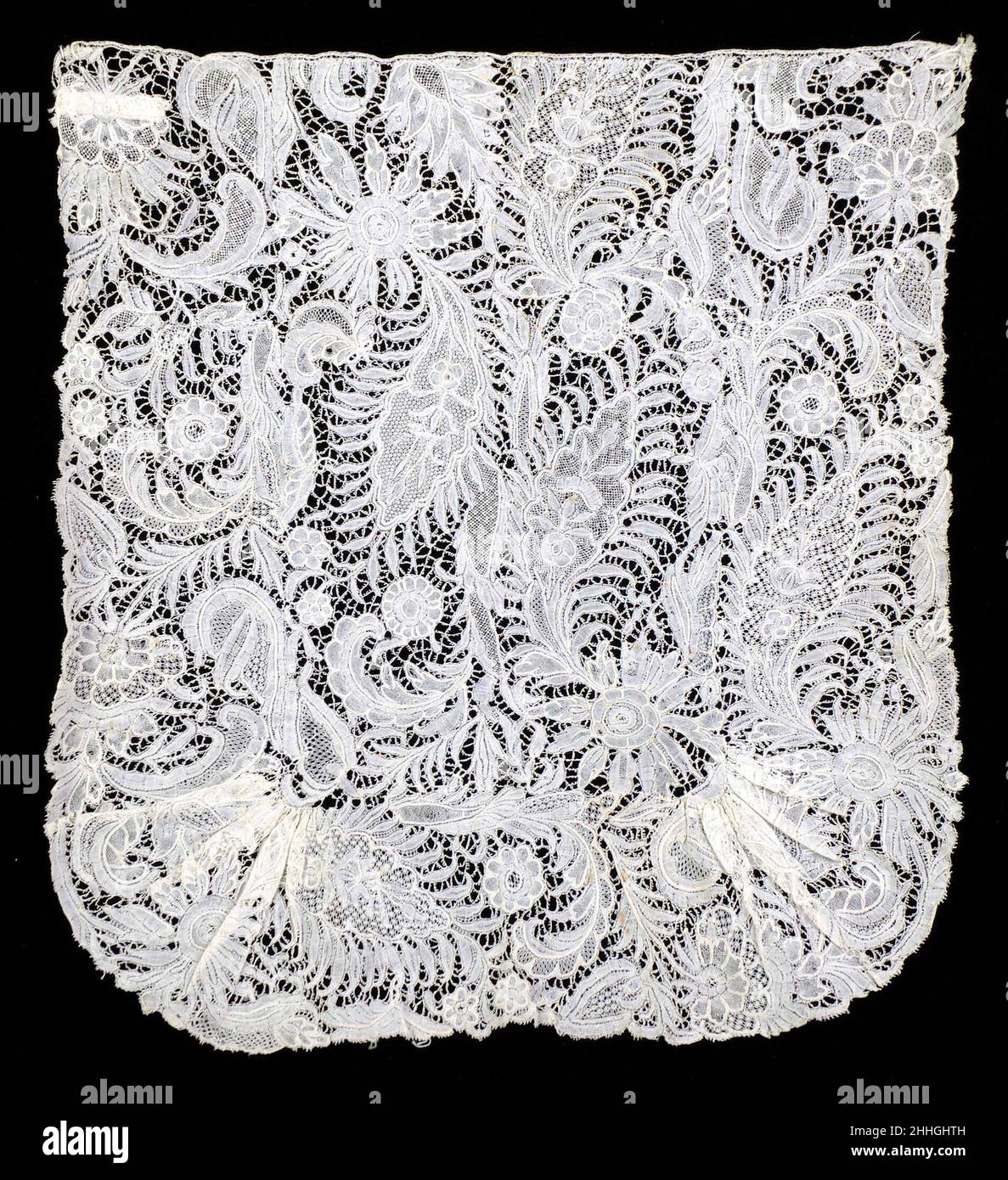 Cravat 18th century hi-res stock photography and images - Alamy