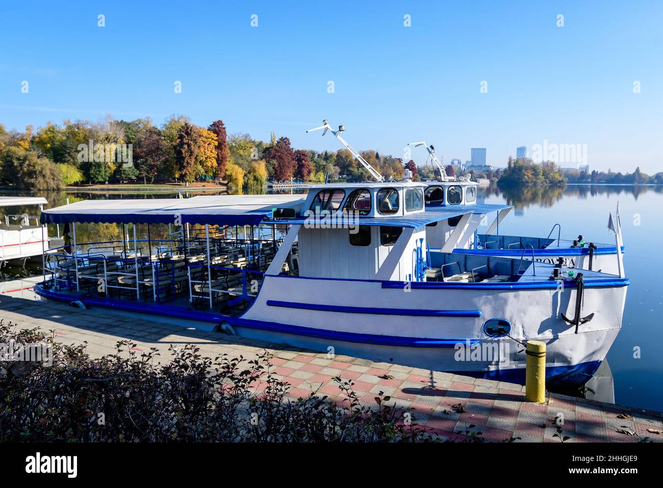 Herastrau park boats hi-res stock photography and images - Alamy