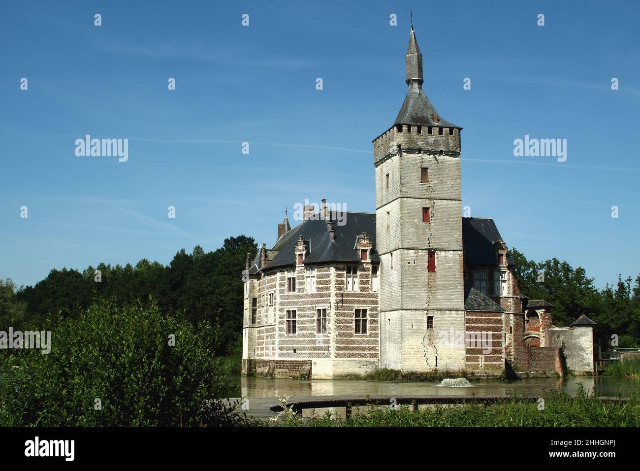 Kasteel van Horst. Horst Castle. A medieval moated castle in Sint ...