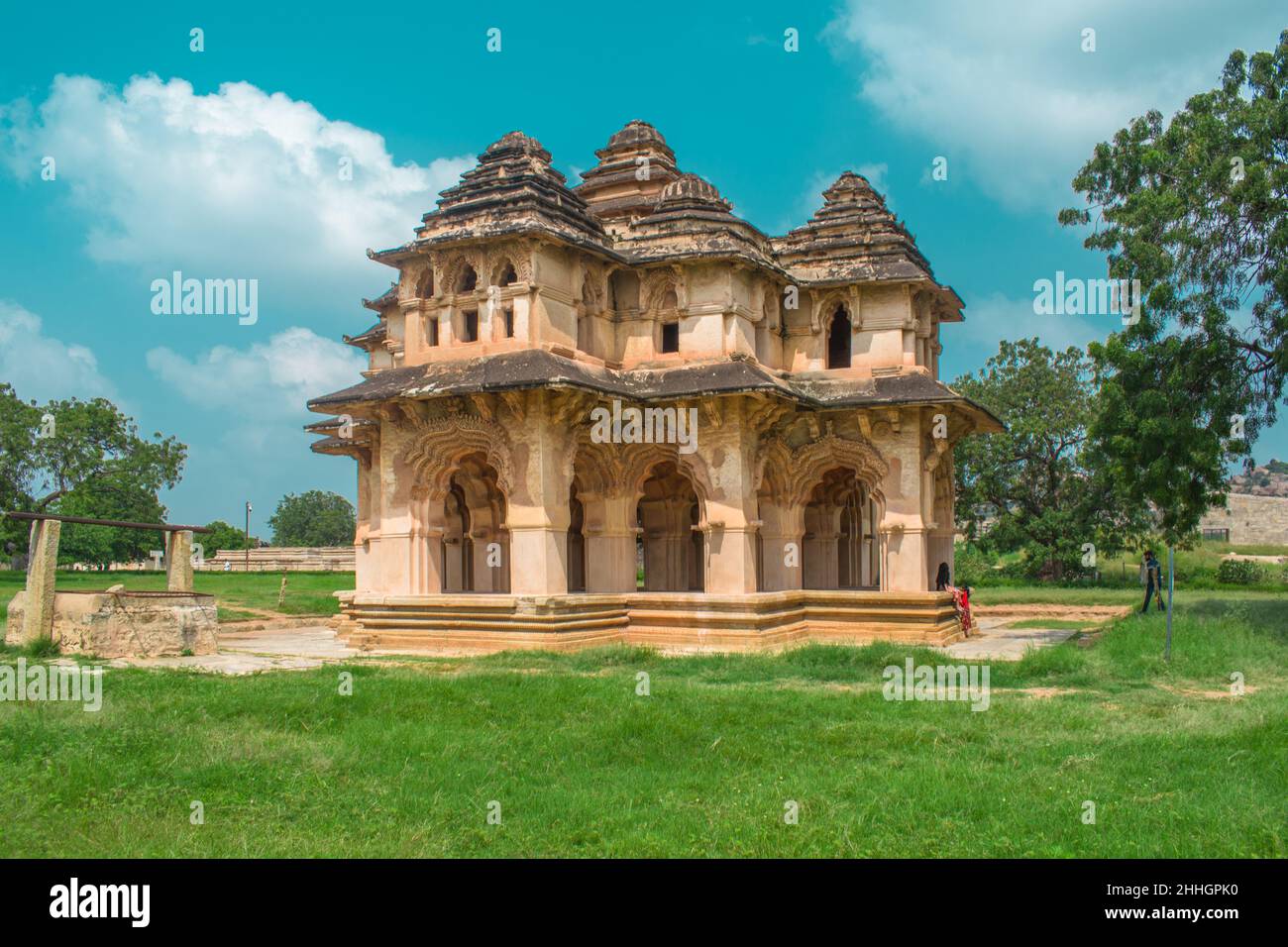 LOTUS MAHAL- AN ARCHITECTURAL GRANDEUR Stock Photo - Alamy