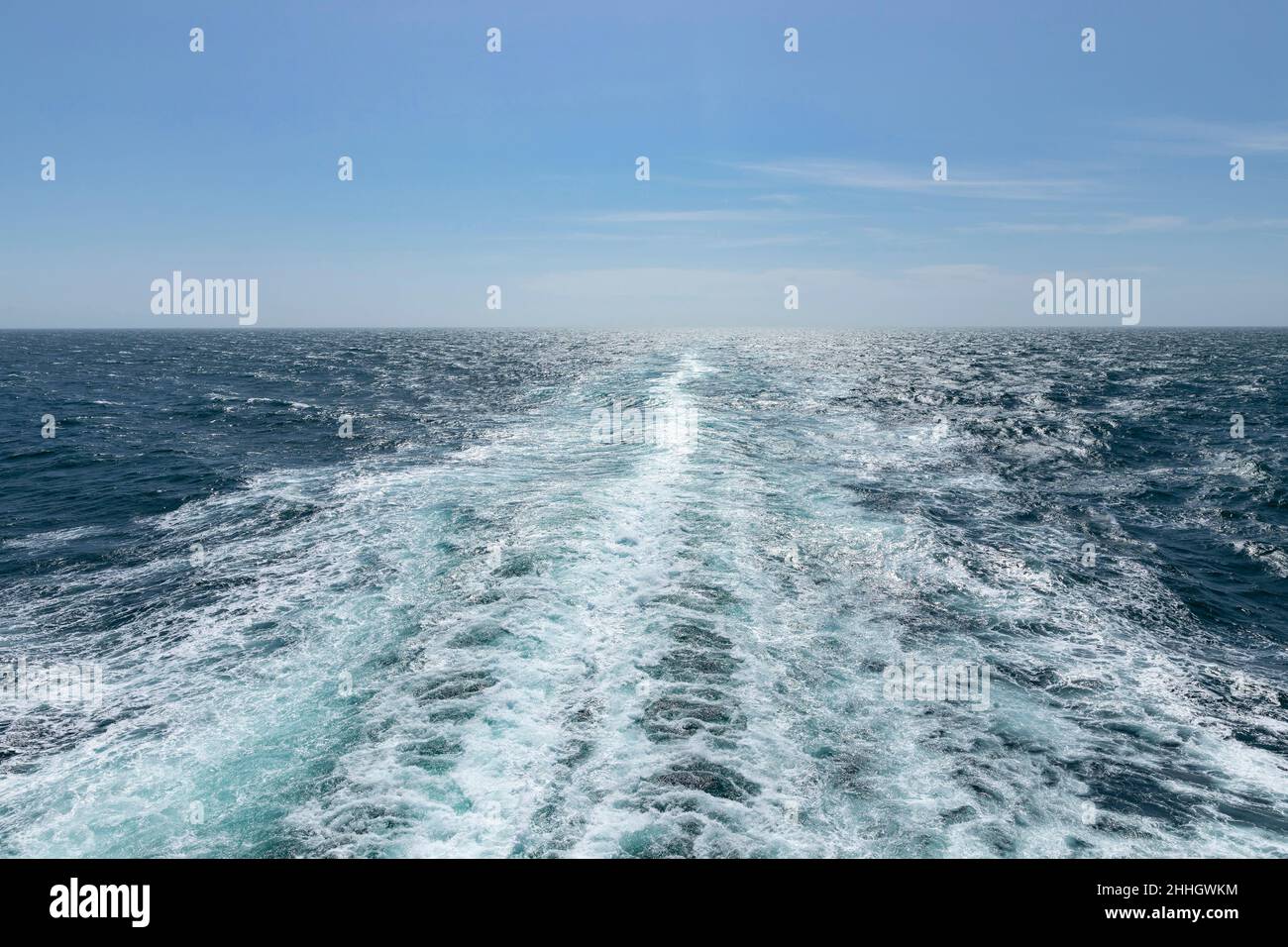 Wake on sea Stock Photo - Alamy