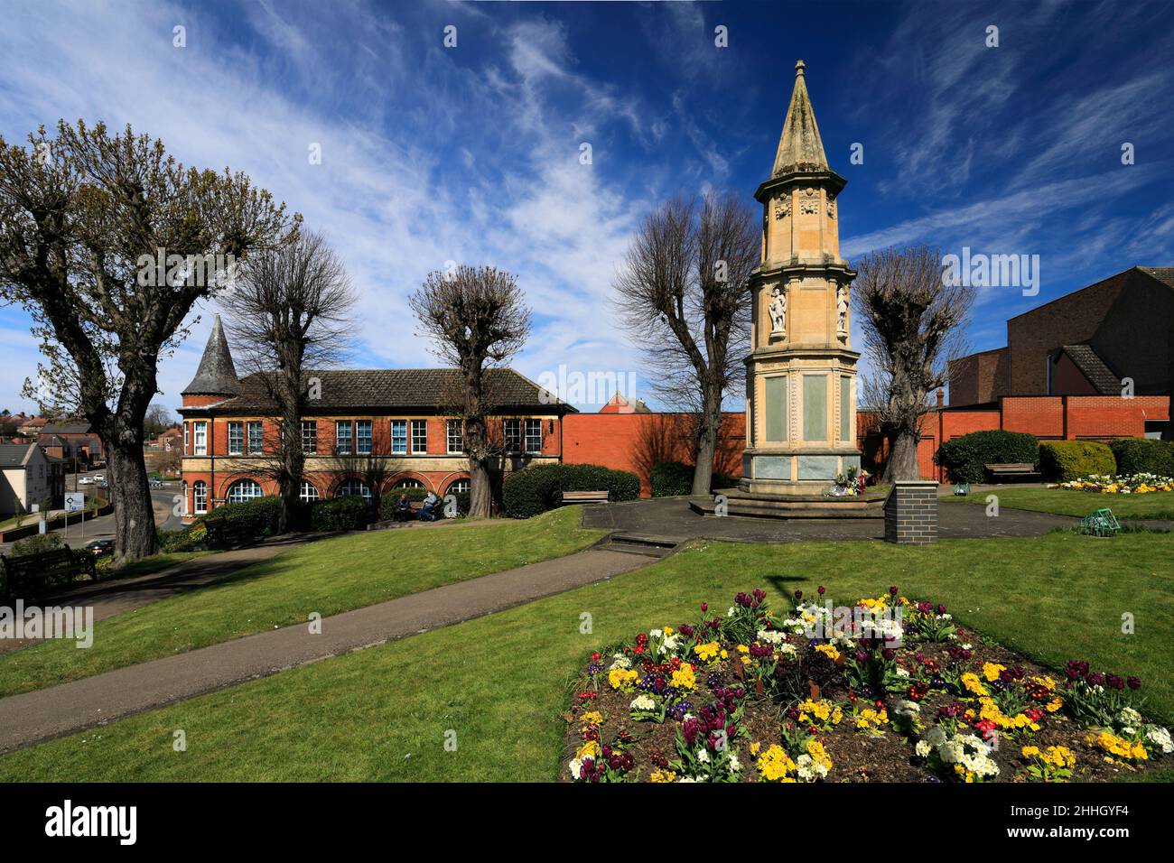 The War Memorial gardens, Rushden Town, Northamptonshire, England, UK ...
