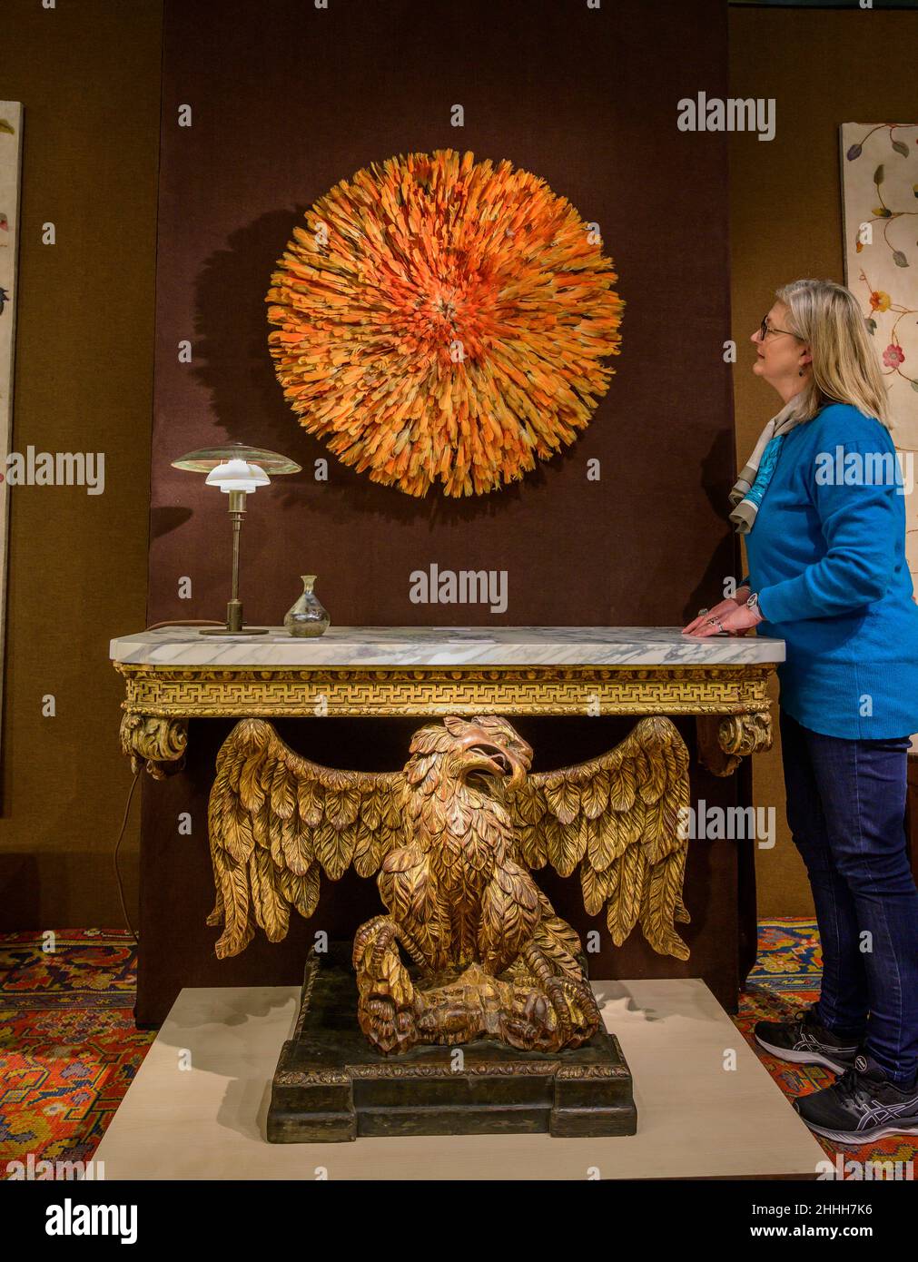 African feather headdress from cameroon hi-res stock photography and ...