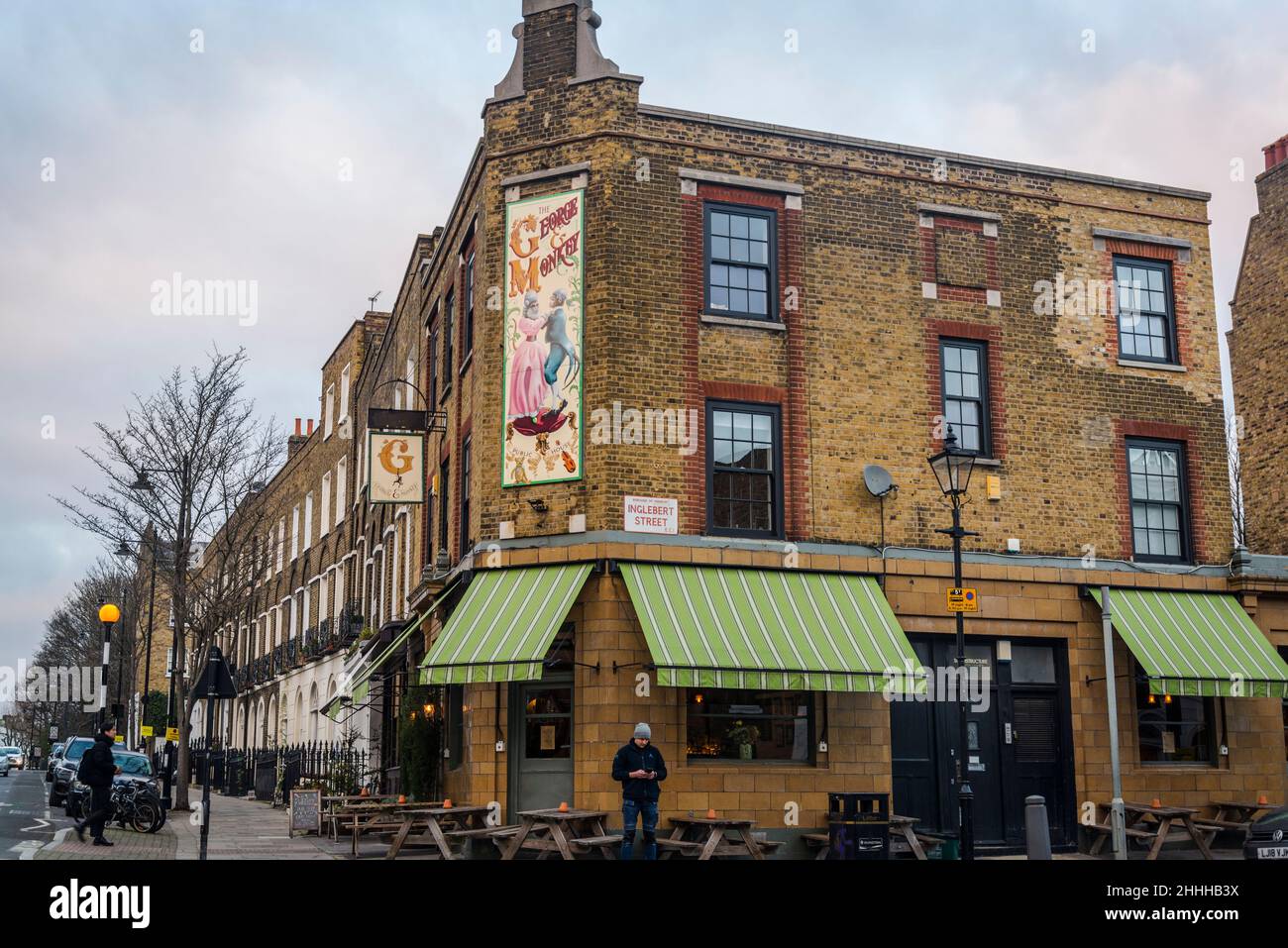 The George and Monkey, traditional pub and restaurant, Amwell Street ...
