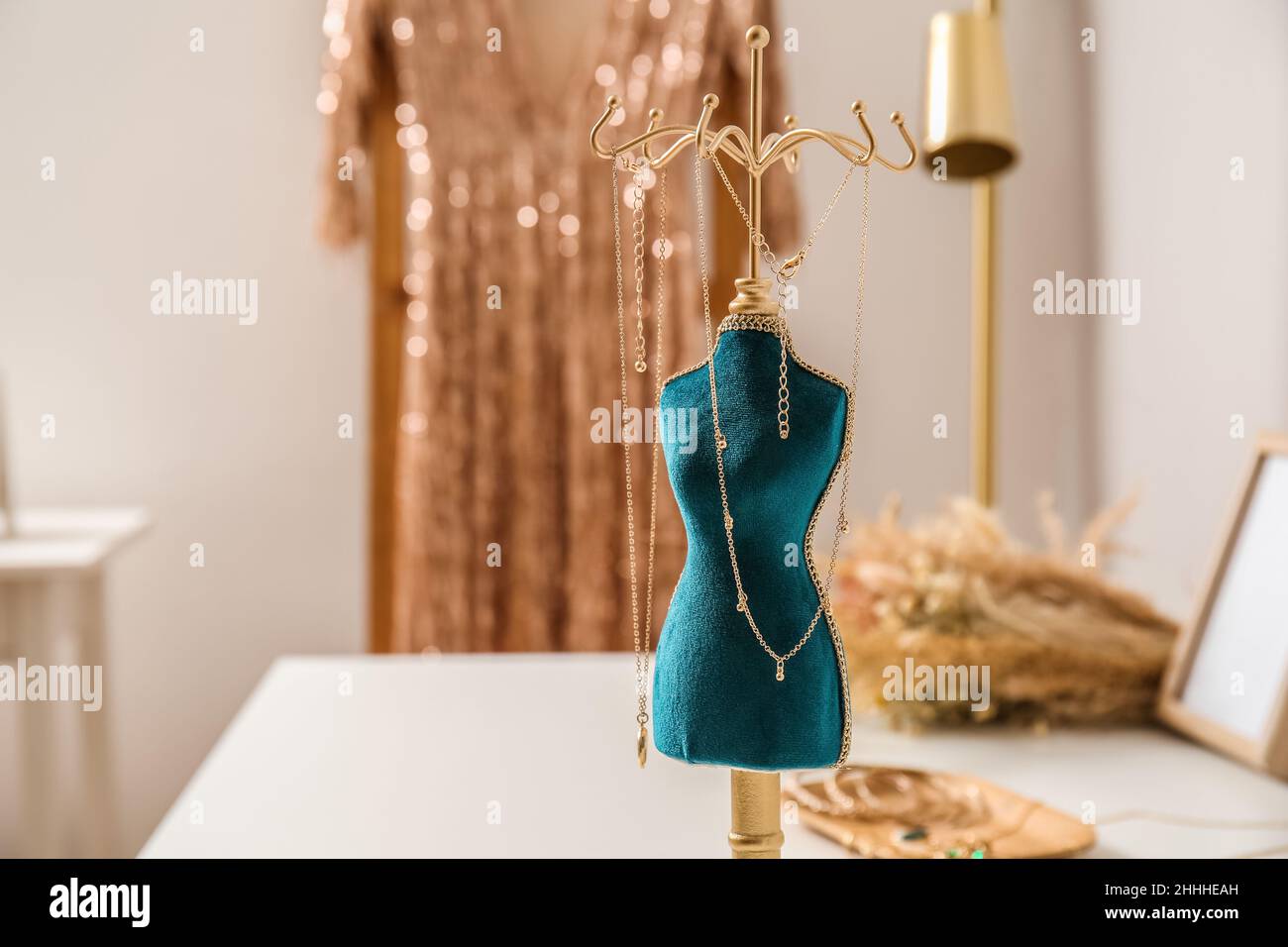 Woman dressing table jewelry hi-res stock photography and images - Alamy