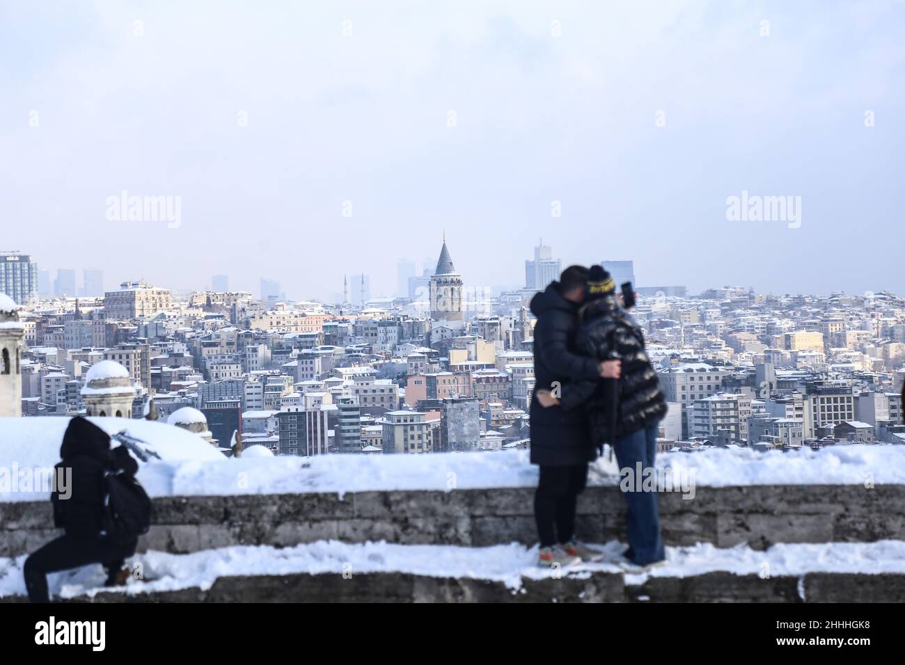 Istanbul, Turkey. 24th Jan, 2022. In Istanbul, where heavy snowfall ...