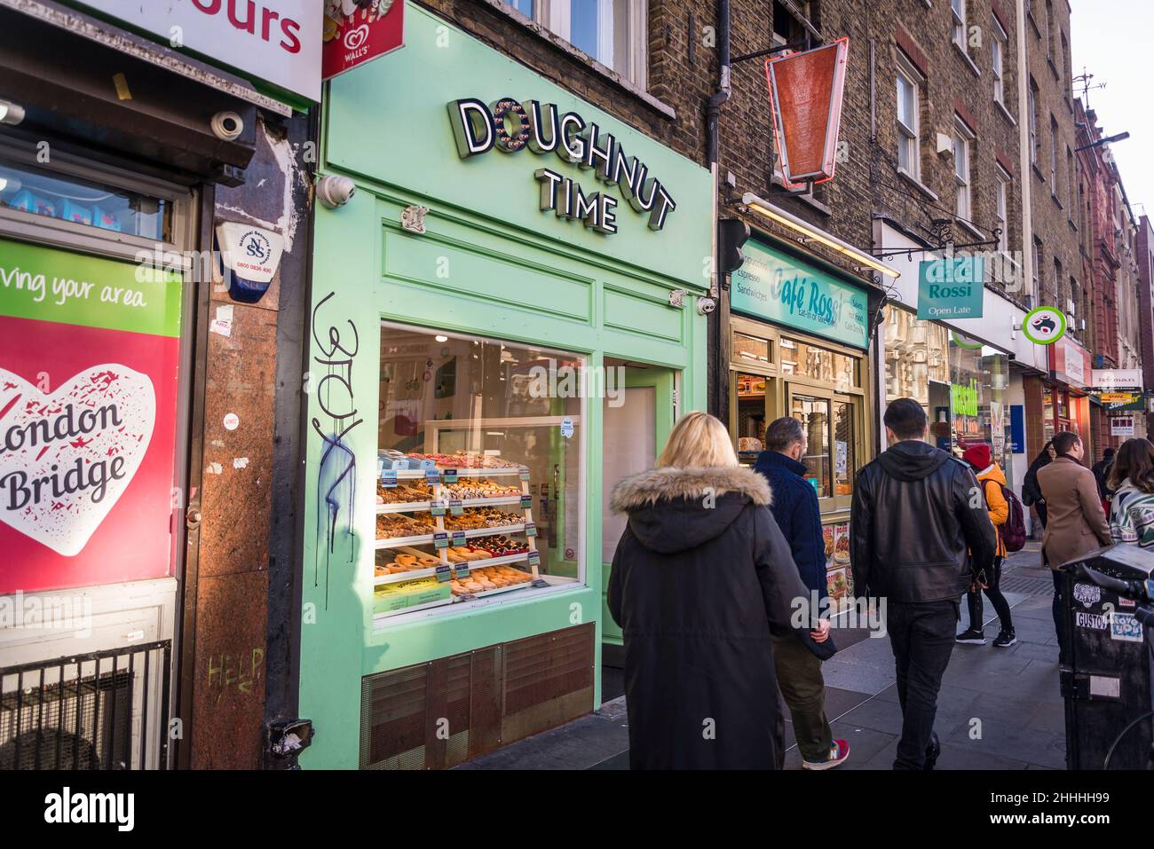 Old english cake shop hi-res stock photography and images - Alamy