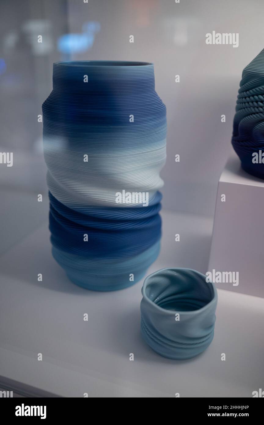 3D Printed creative decoration objects. Print3D itinerary exhibition ...