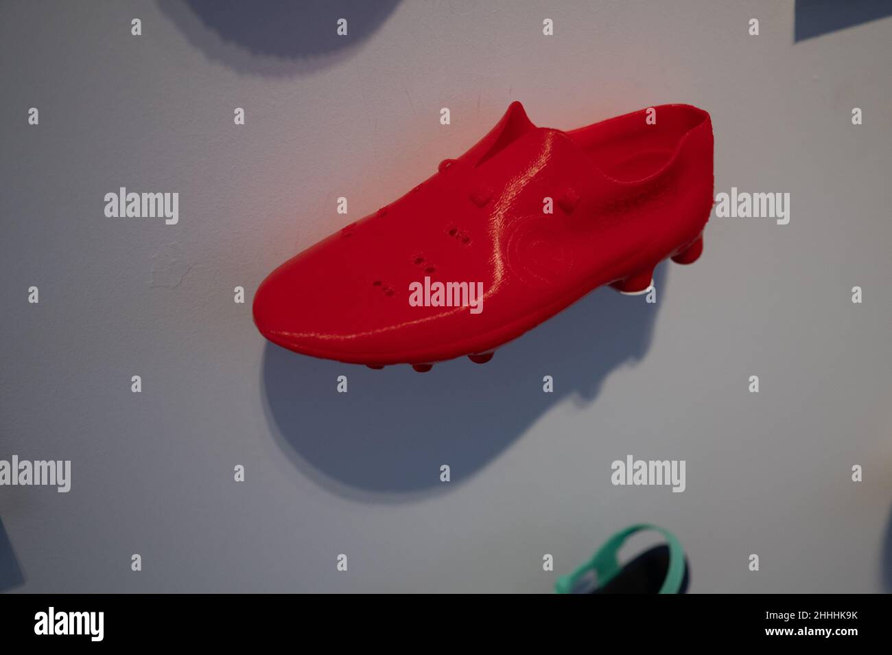 3D shoe making create shoes that fit the characteristics of each foot ...