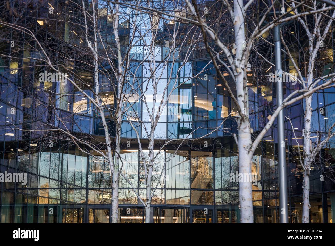 New headquarters for Ernst & Young at 1 More London Place, a ten-storey ...