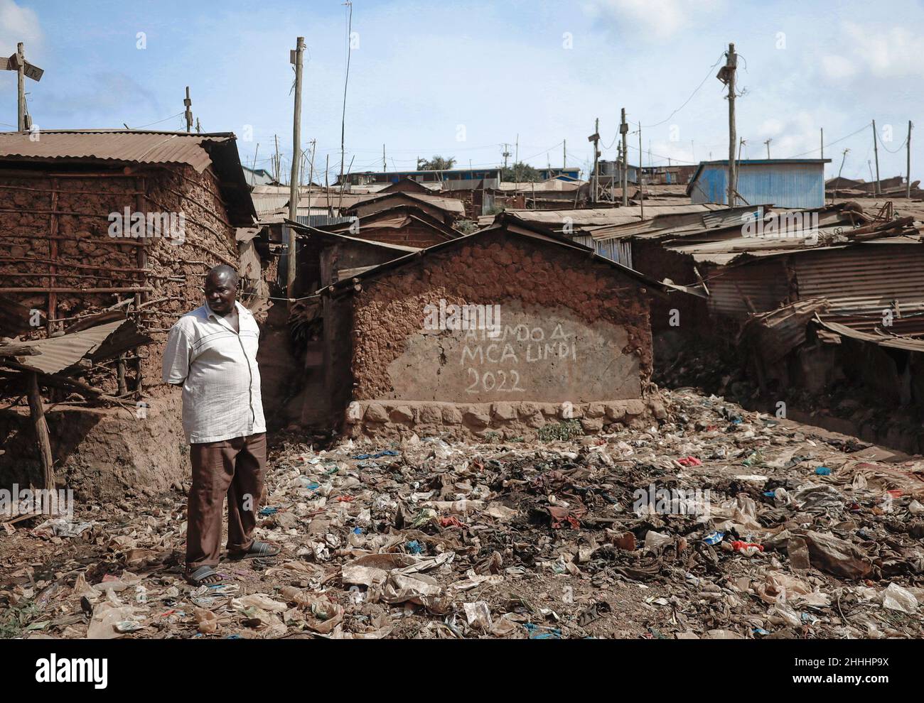 Nairobi, Kenya. 11th Jan, 2022. View of local housing structures in ...