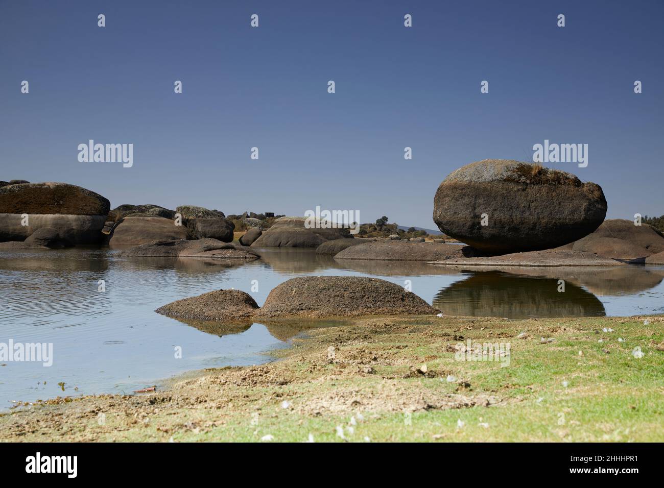 Natural granite rocks hi-res stock photography and images - Alamy