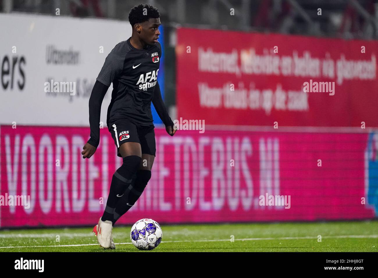 OSS, NETHERLANDS - JANUARY 24: Ernest Poku of AZ U23 during the Dutch ...